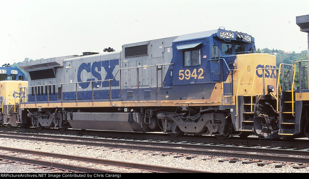 CSXT 5942
